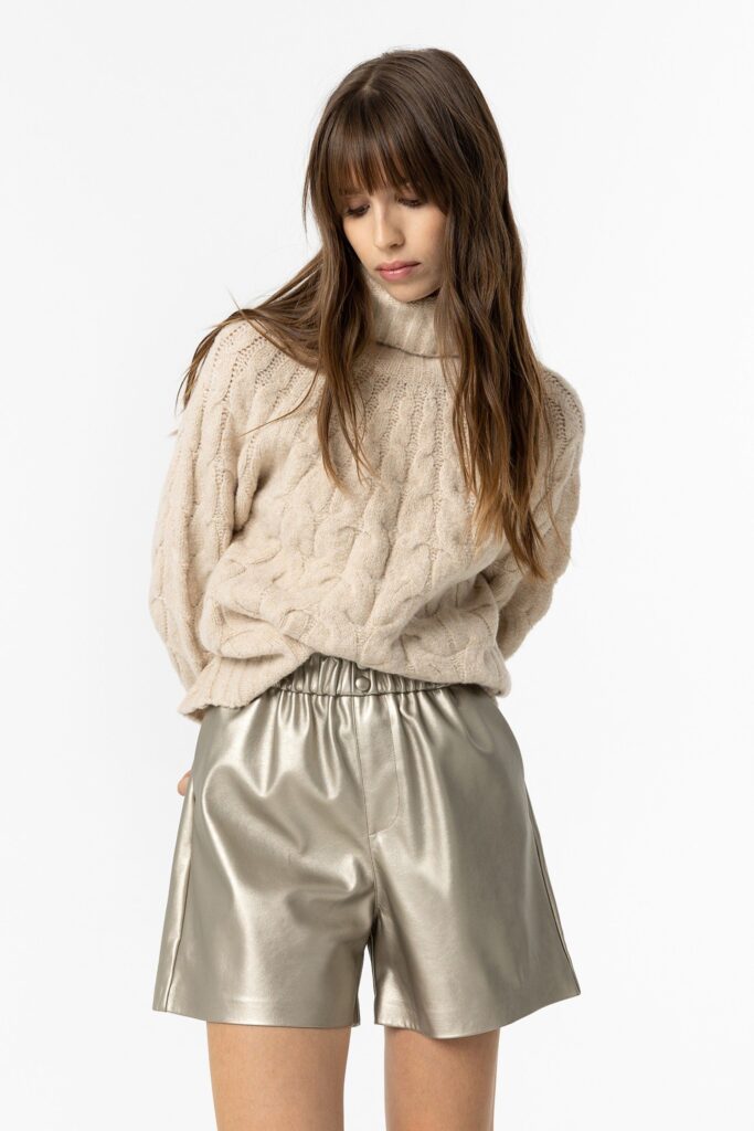 Short Milka Dorado • Teffa